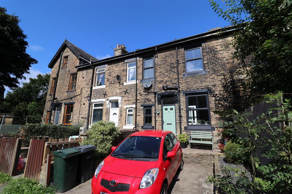 Princes Street, Bradford BD6 1 bed terraced house - £90,000
