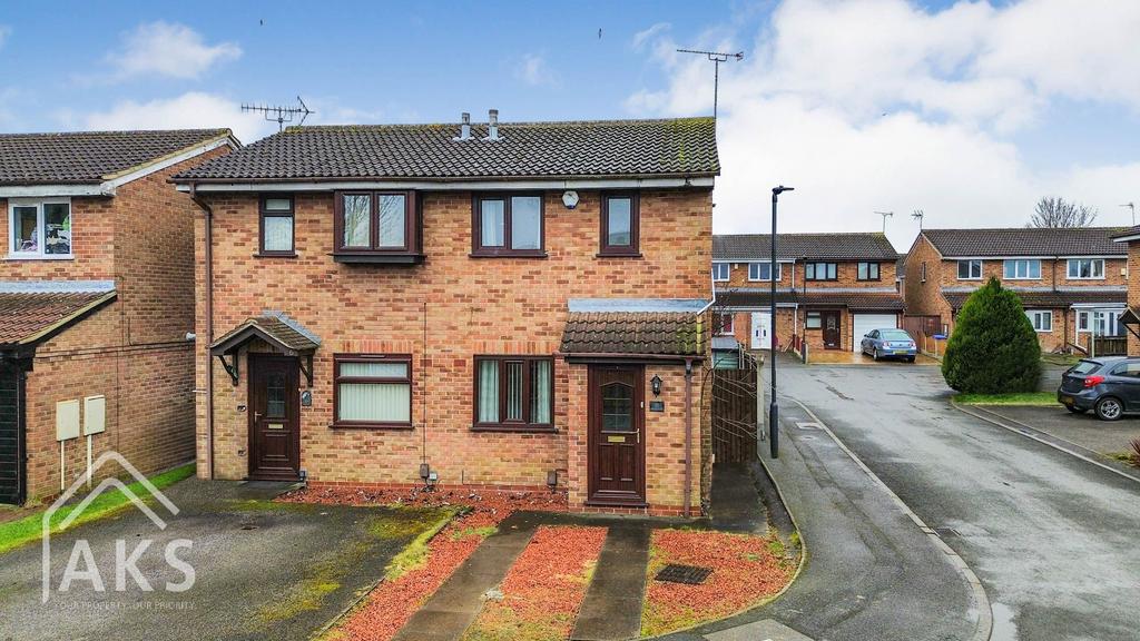 Kestrels Croft, Derby DE24 2 bed semi-detached house - £150,000