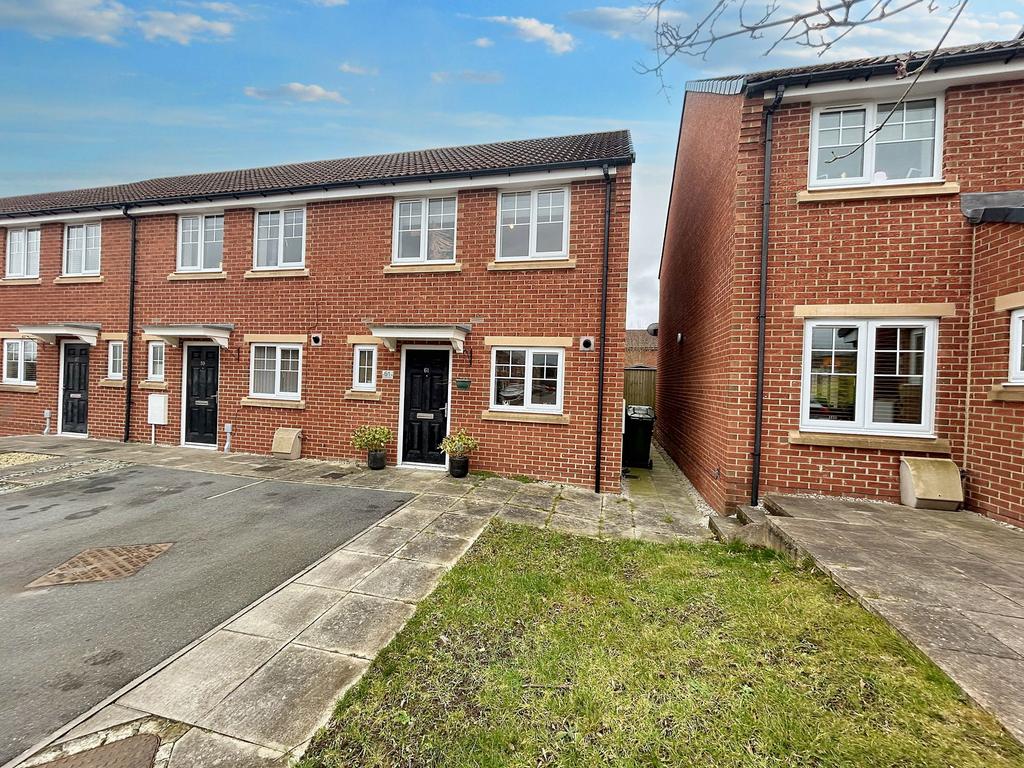 Strothers Road, High Spen, Rowlands... 2 bed end of terrace house - £ ...