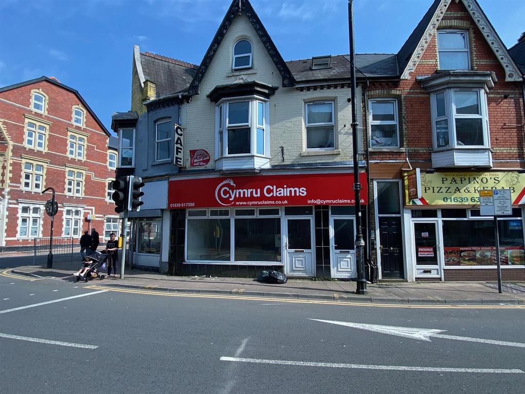 Windsor Road, Neath Retail property (high street) to rent - £663 pcm (£ ...
