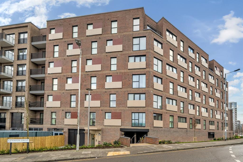 Palmer Street, Reading, RG1 2 bed apartment - £2,050 pcm (£473 pw)