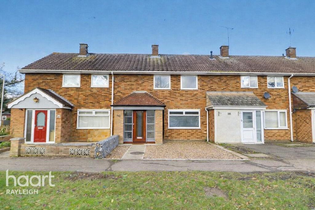 Whitmore Way, Basildon 2 bed terraced house - £1,750 pcm (£404 pw)