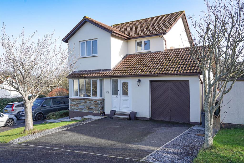 Water Park Road, BIDEFORD 4 bed detached house - £425,000