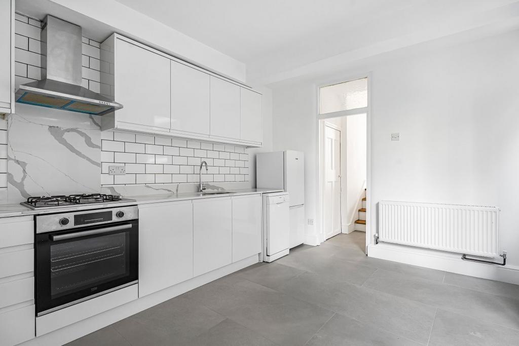 Princess May Road, Stoke Newington 1 bed flat - £2,200 pcm (£508 pw)