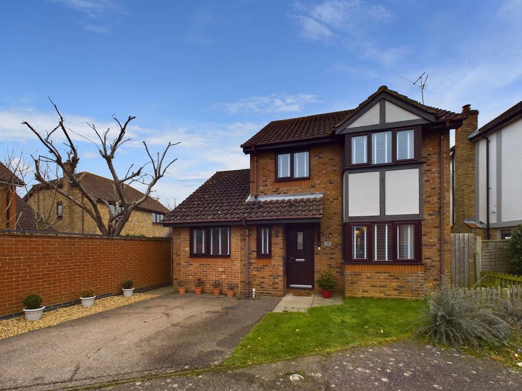 Cardew Drift, Ipswich IP5 5 bed detached house - £400,000