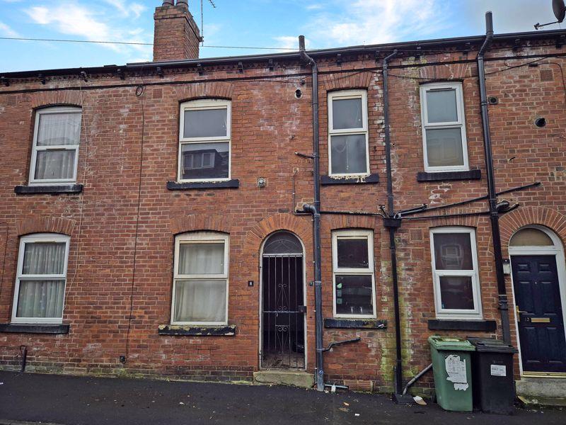 Harold Place, Leeds 1 bed terraced house for sale - £115,000