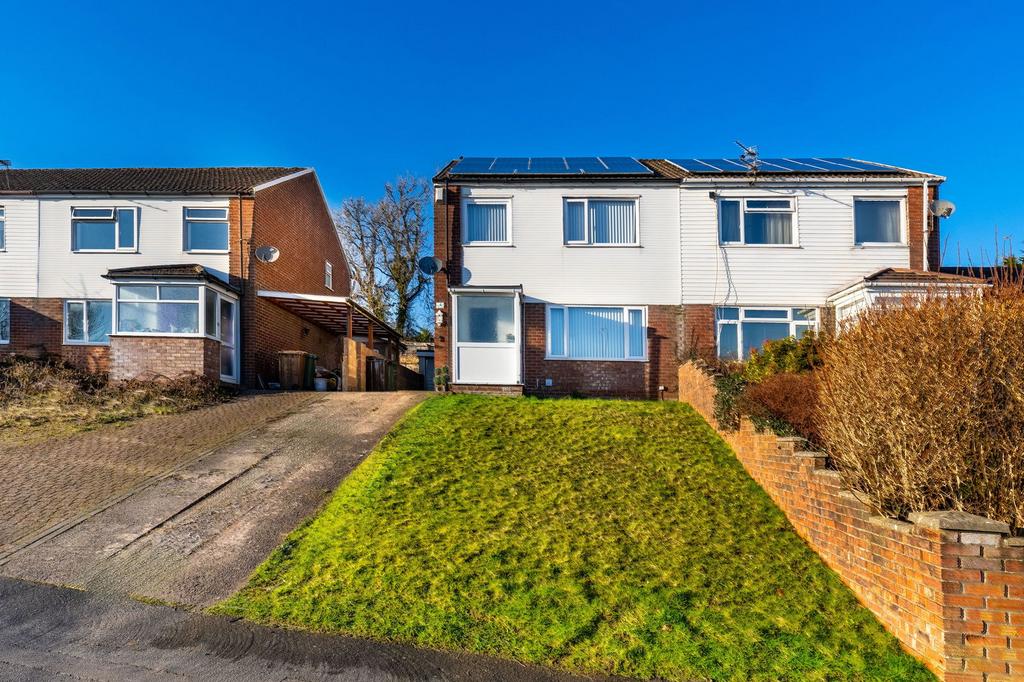 Pen-y-Dre, Caerphilly, CF83 2NZ 3 bed semi-detached house for sale - £ ...