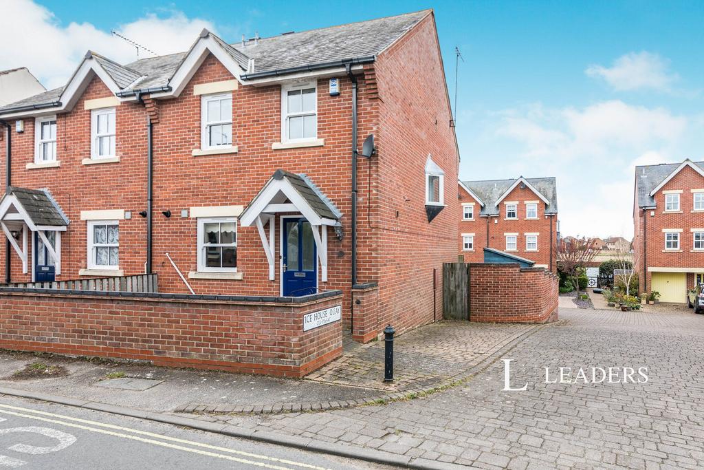 Commodore Road, Oulton Broad... 3 bed semi-detached house - £950 pcm (£ ...