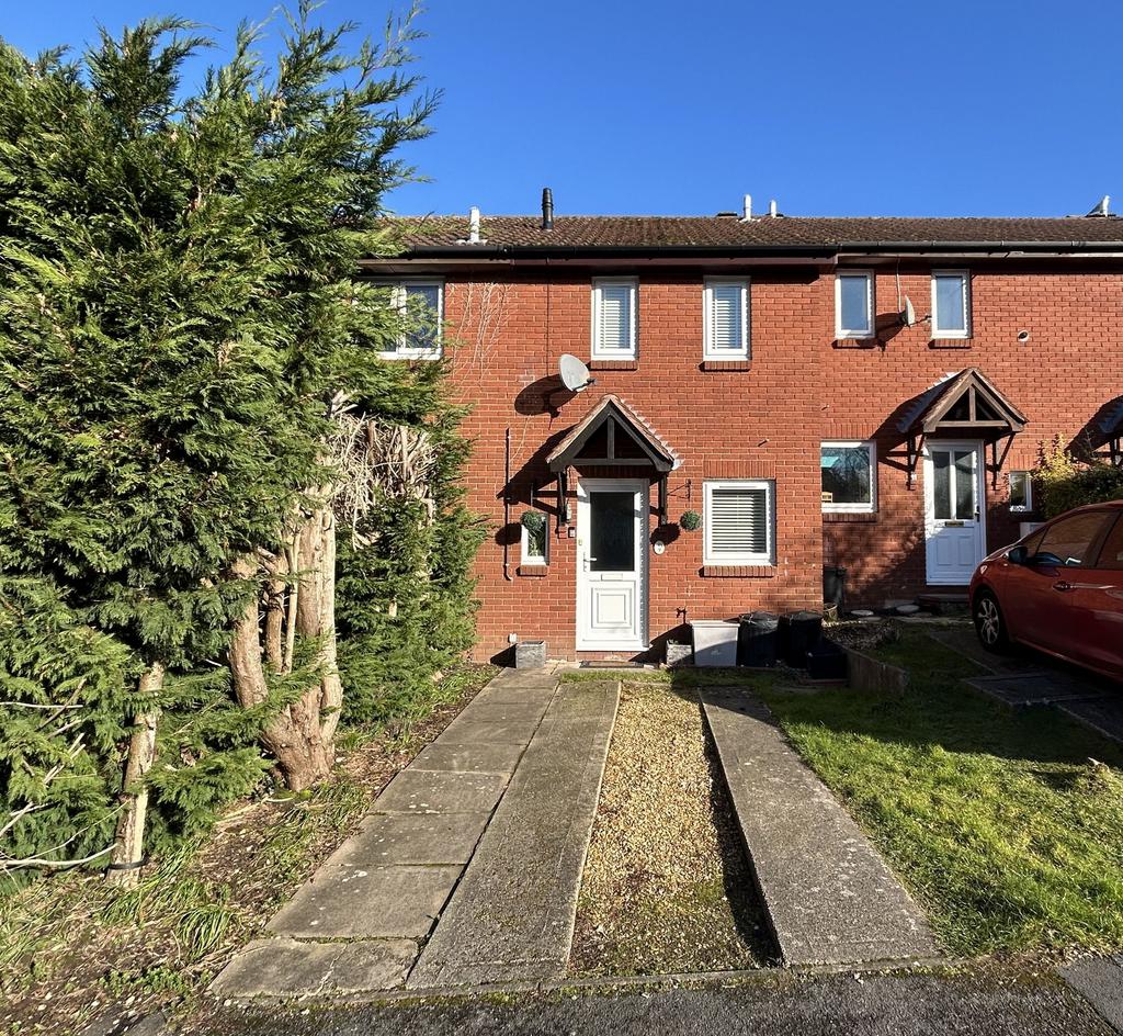 Corinna Gardens, Dibden, SO45 2 bed property - £269,995