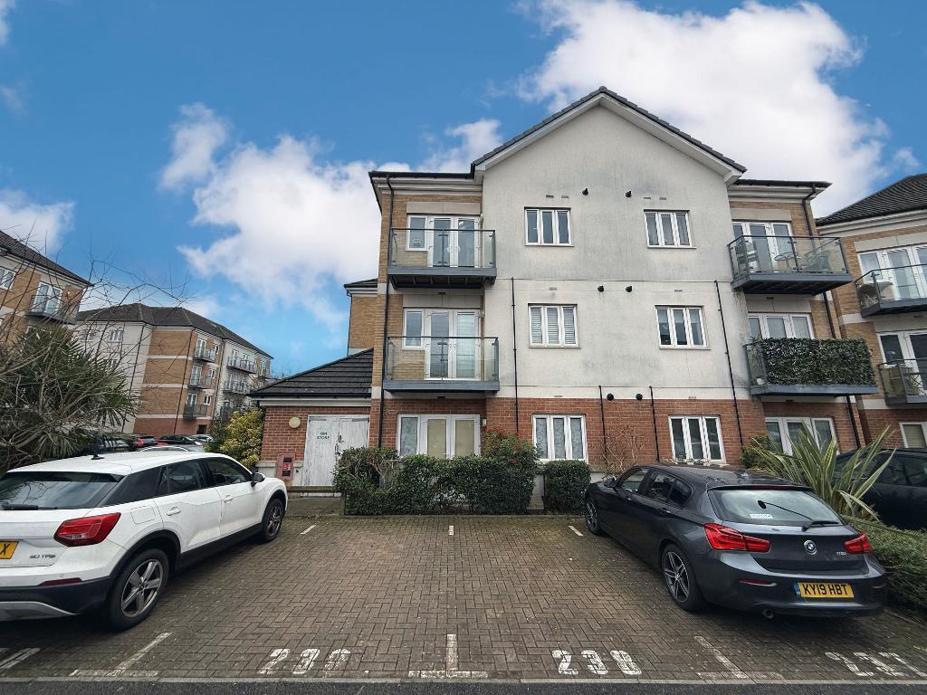 Ley Farm Close, Watford, WD25 9BL 1 bed apartment - £240,000