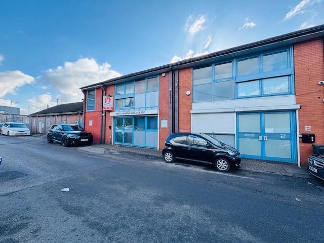 Bristol Way, Slough, SL1 3QE Warehouse to rent - £1,900 pcm (£438 pw)