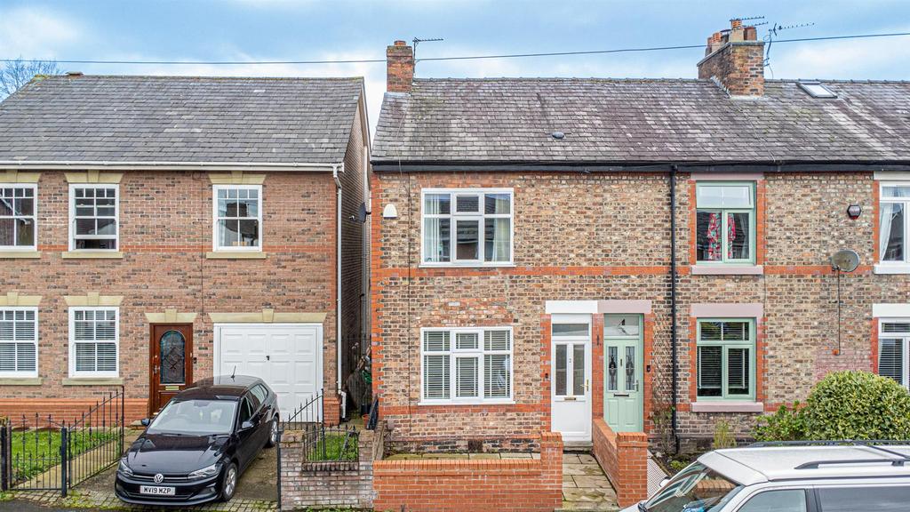 Hawthorne Road, Warrington WA4 2 bed terraced house for sale - £250,000
