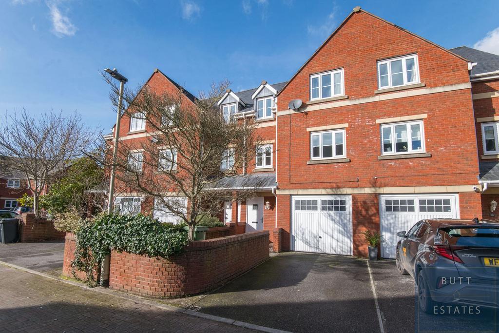 Exeter EX2 4 bed terraced house - £350,000