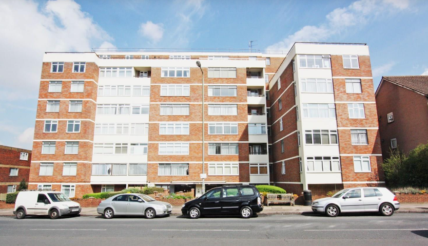 Melvin Hall, London 2 bed flat - £2,550 pcm (£588 pw)