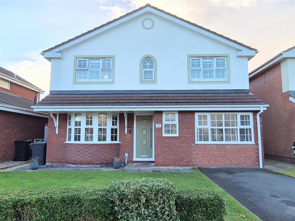 Hermitage Way, Lytham 4 bed detached house for sale - £425,000