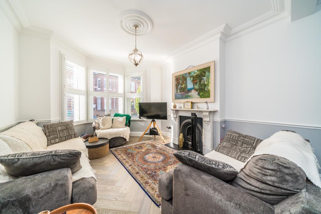 Salisbury Road, Richmond, TW9 5 bed terraced house - £5,750 pcm (£1,327 pw)