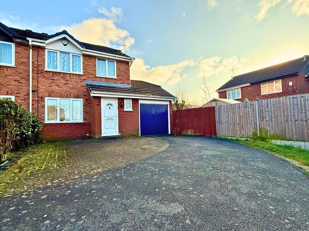 Threadgold Close, Leicester 3 bed semi-detached house - £280,000