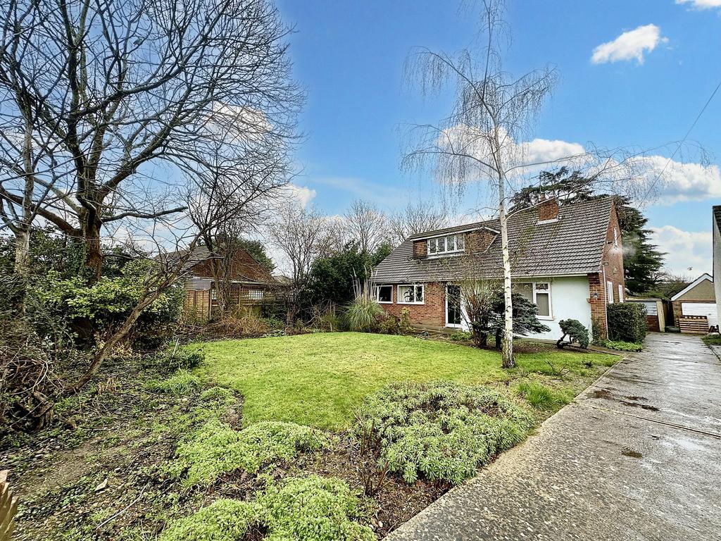 Outwood Common Road, Billericay CM11 5 bed detached house for sale - £ ...