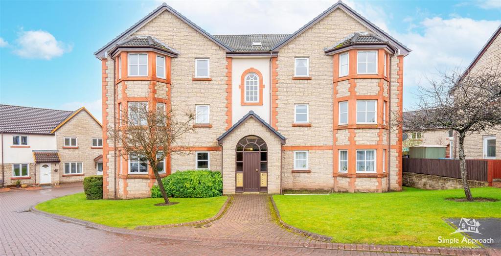 Raeburn Park, Perth 2 bed flat - £136,950
