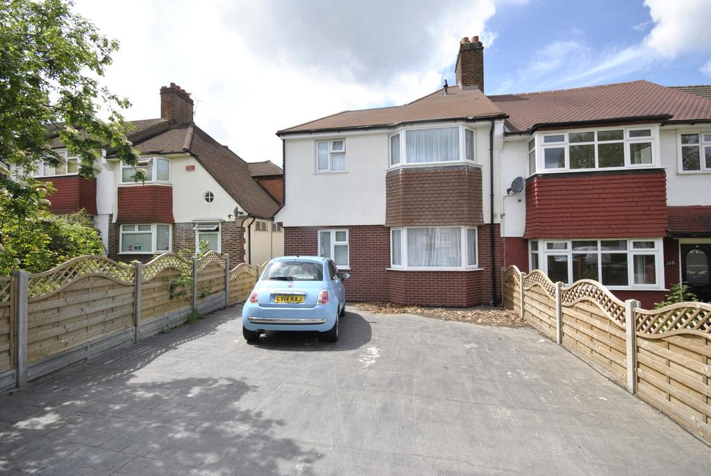 Baring Road Grove Park SE12 6 bed house share - £875 pcm (£202 pw)