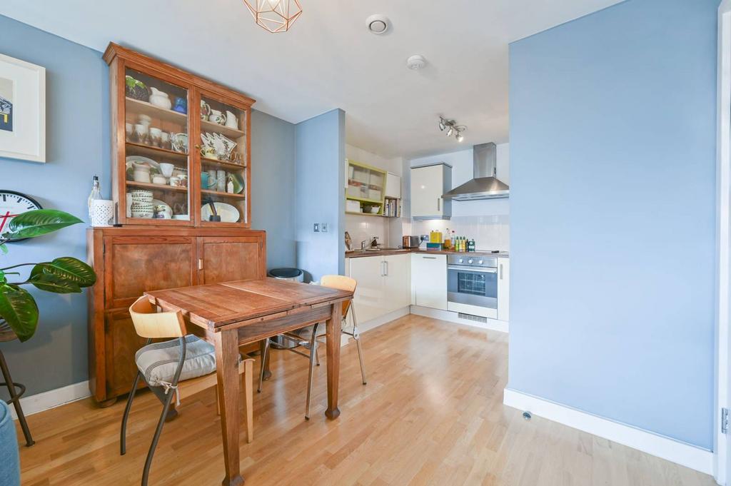 Southern Row, North Kensington... 1 bed flat for sale - £415,000