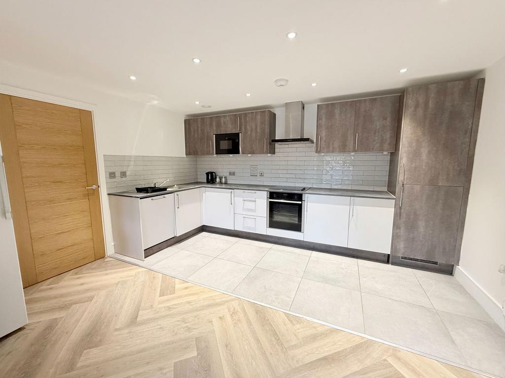 Sir Robert Peel Court, Stratford... 2 bed apartment for sale - £215,000