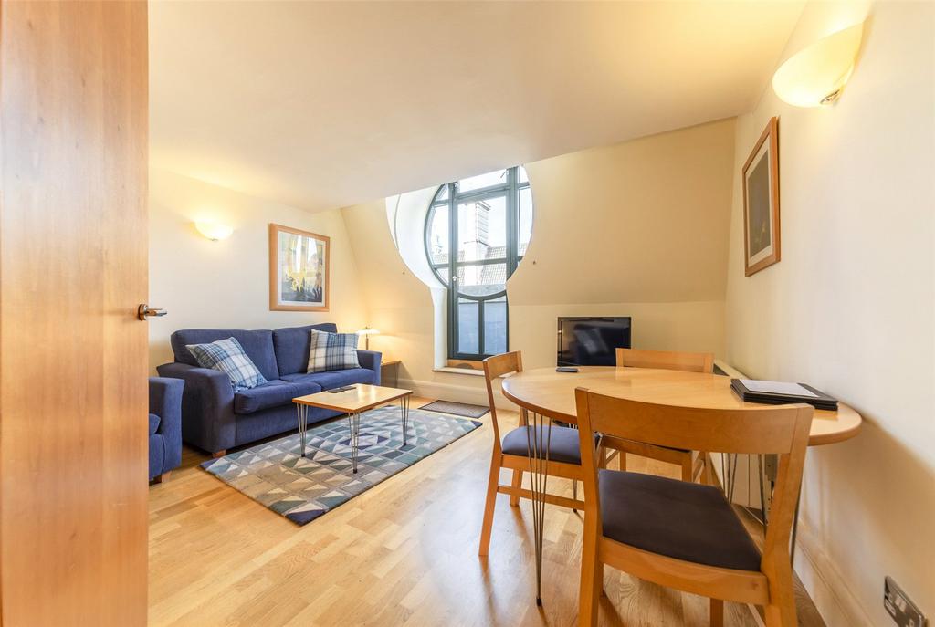 East Block, Forum Magnum Square SE1 1 bed apartment - £450,000