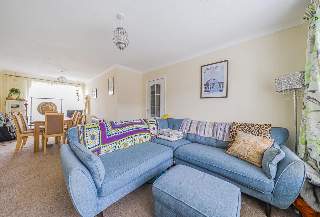 Sarel Way, Surrey RH6 3 bed terraced house for sale - £365,000