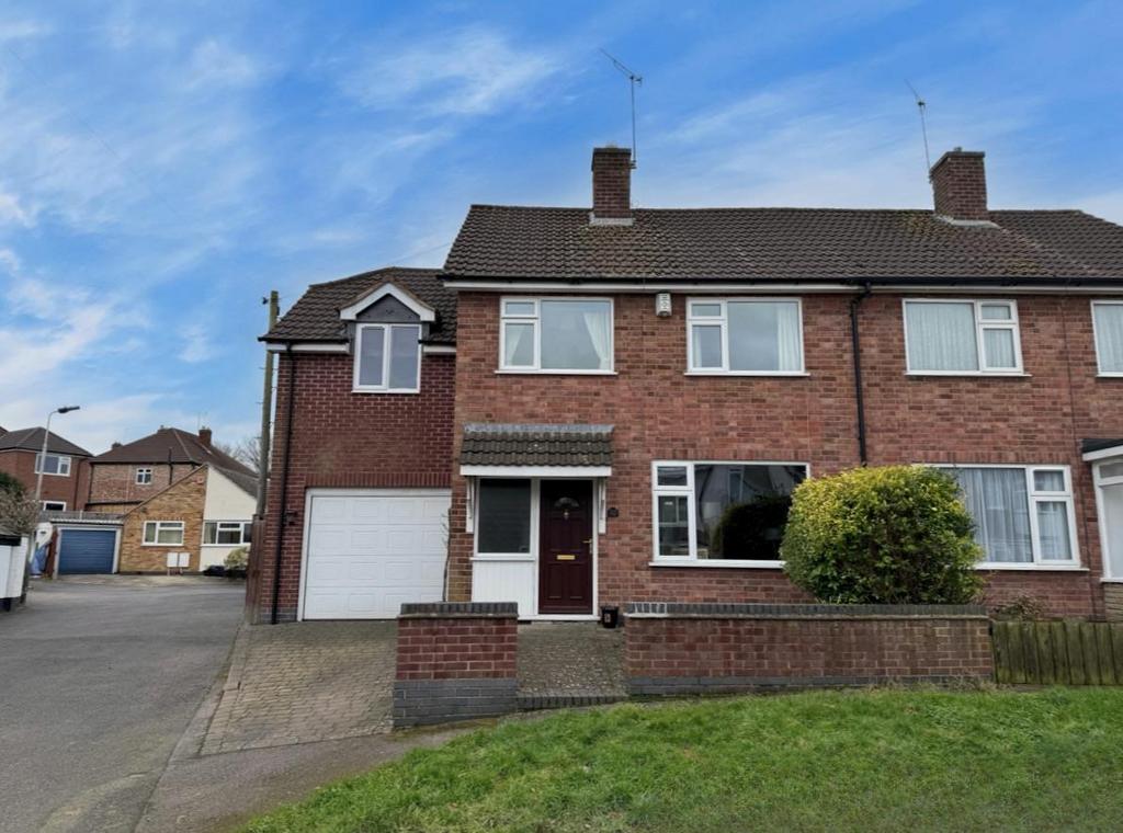 Sanvey Lane, Old Aylestone Village LE2 4 bed semi-detached house - £350,000