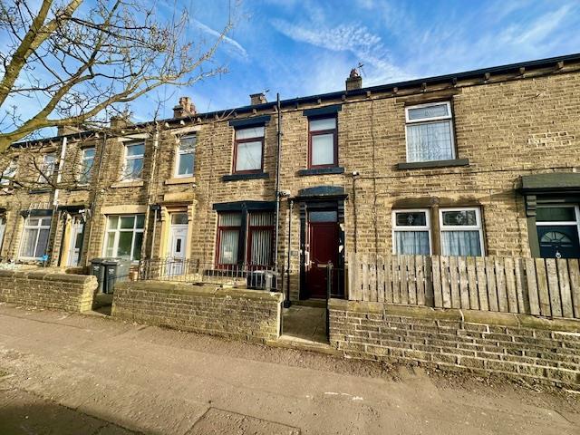 Spring Hall Lane, Halifax 2 bed terraced house - £99,995