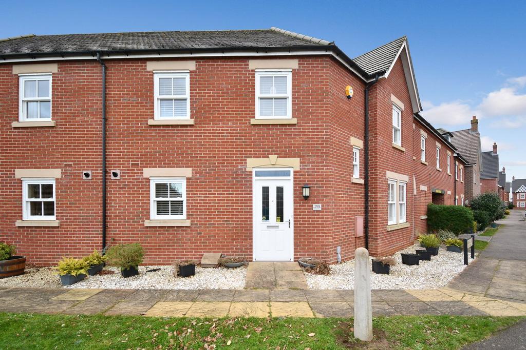 Chibnall Close, Kempston, Bedford, MK42 3 bed terraced house - £325,000