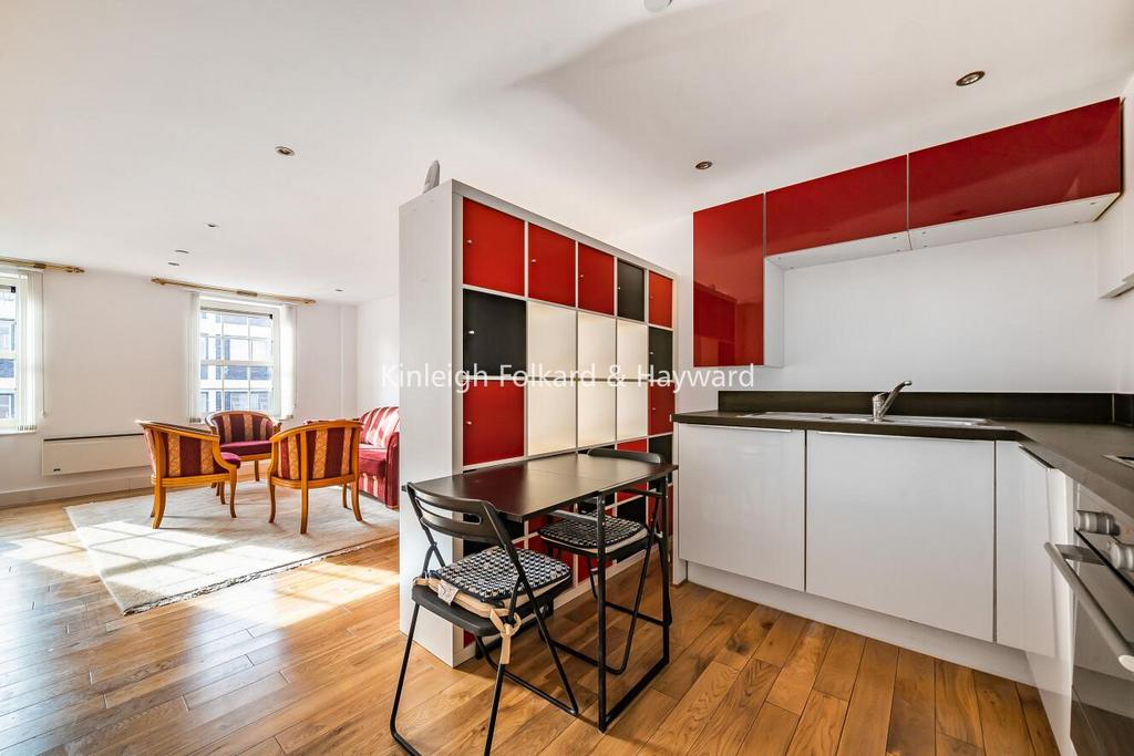 Chase Side, Southgate, London, N14 2 bed flat for sale - £375,000