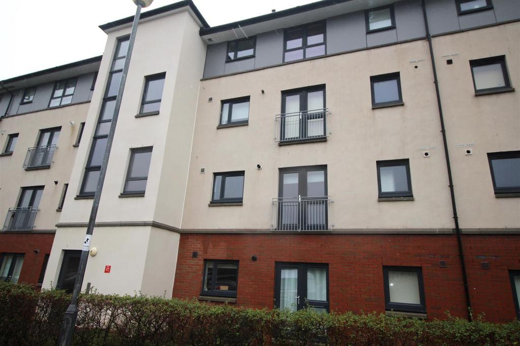 Kincaid Court, Greenock 2 bed flat - £750 pcm (£173 pw)