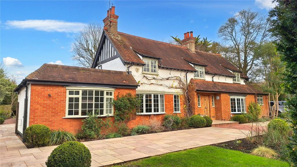 Church Road, Cookham, Maidenhead... 5 bed detached house - £2,500,000