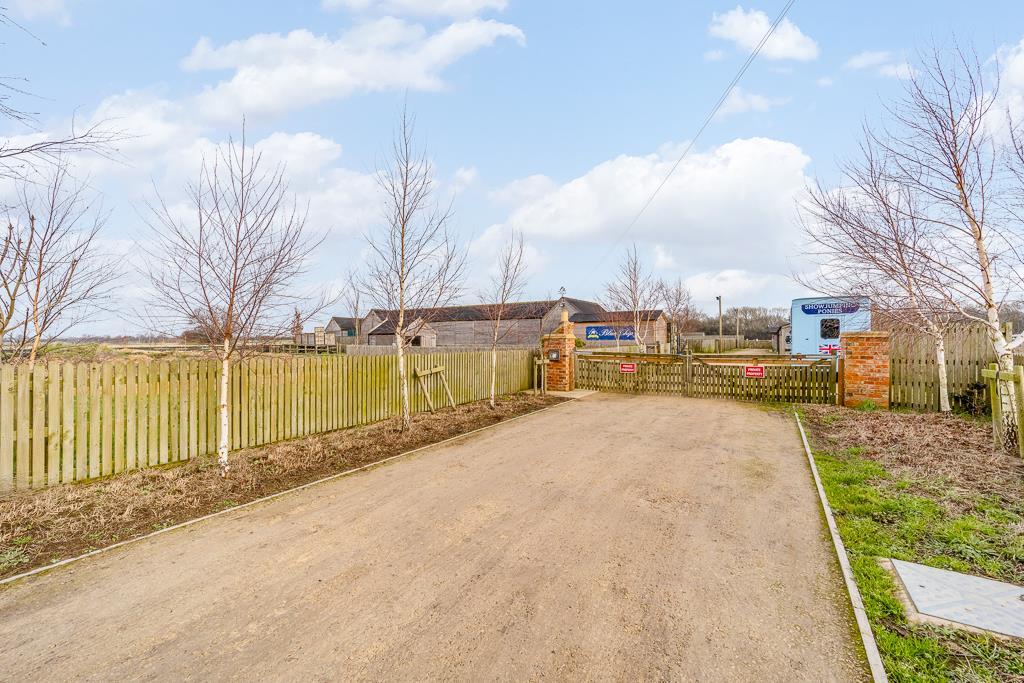 Cut End Road, Fishtoft Equestrian property for sale - £250,000