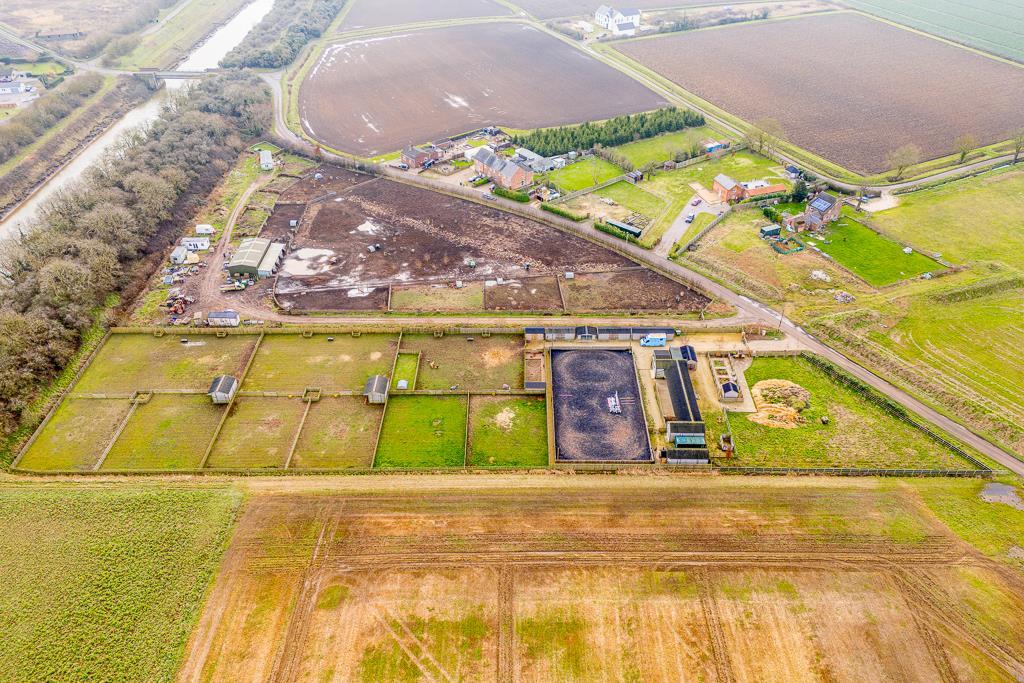 Cut End Road, Fishtoft Equestrian property for sale - £250,000