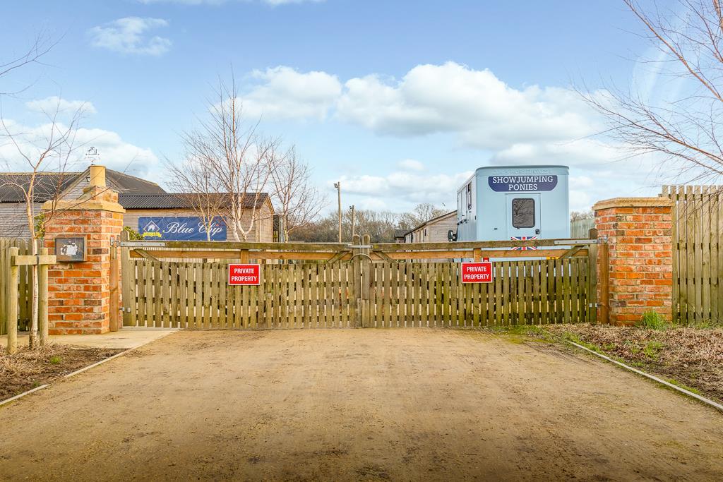 Cut End Road, Fishtoft Equestrian property for sale - £250,000