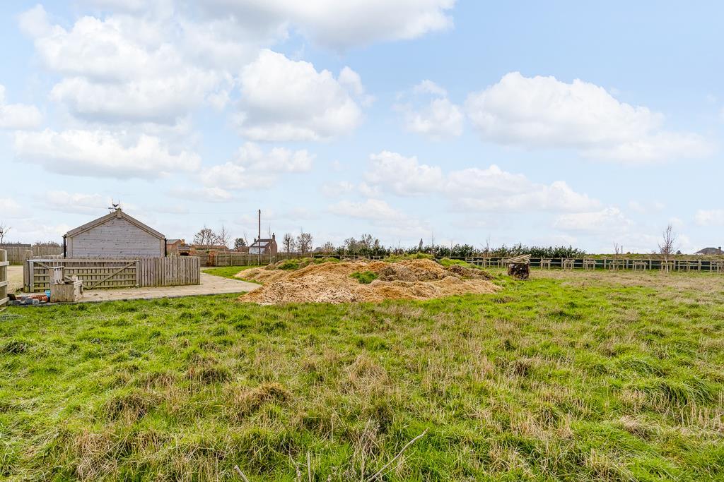 Cut End Road, Fishtoft Equestrian property for sale - £250,000