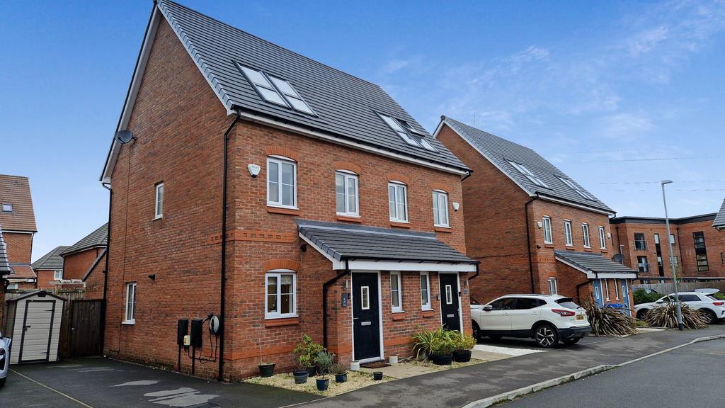 Linseed Crescent, Walkden M28 3 bed semi-detached house - £290,000