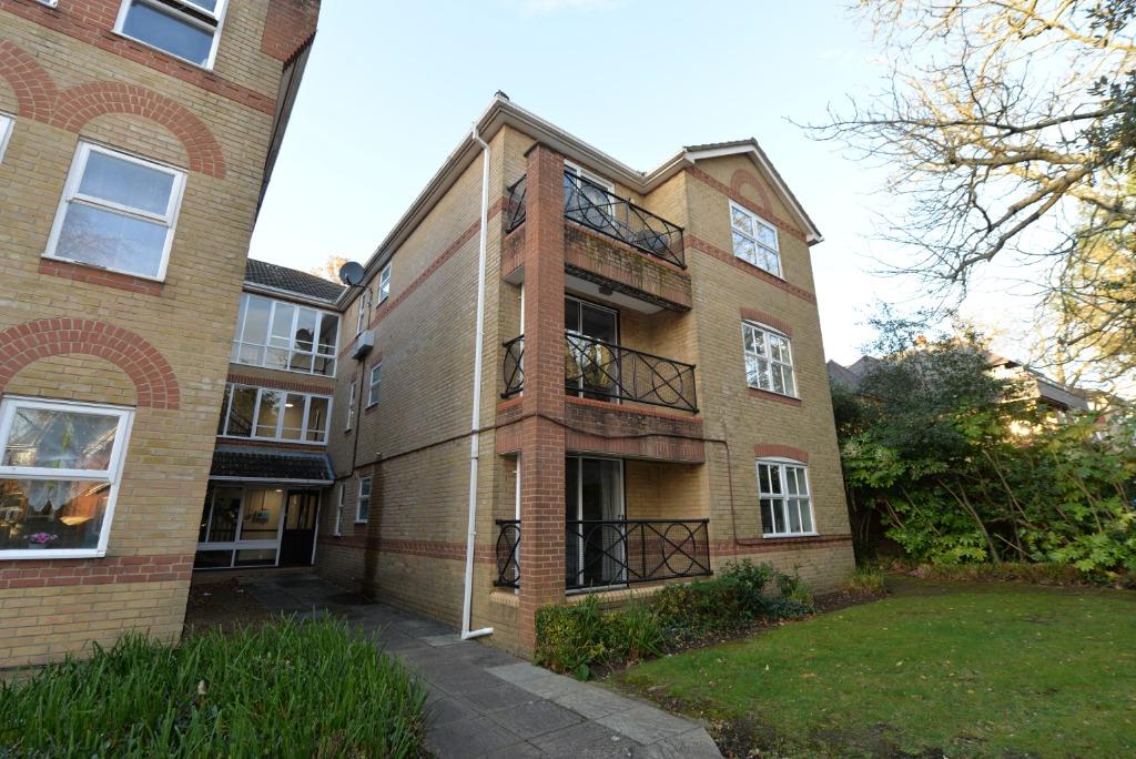 Northlands Road, Southampton SO15 2 bed flat - £180,000