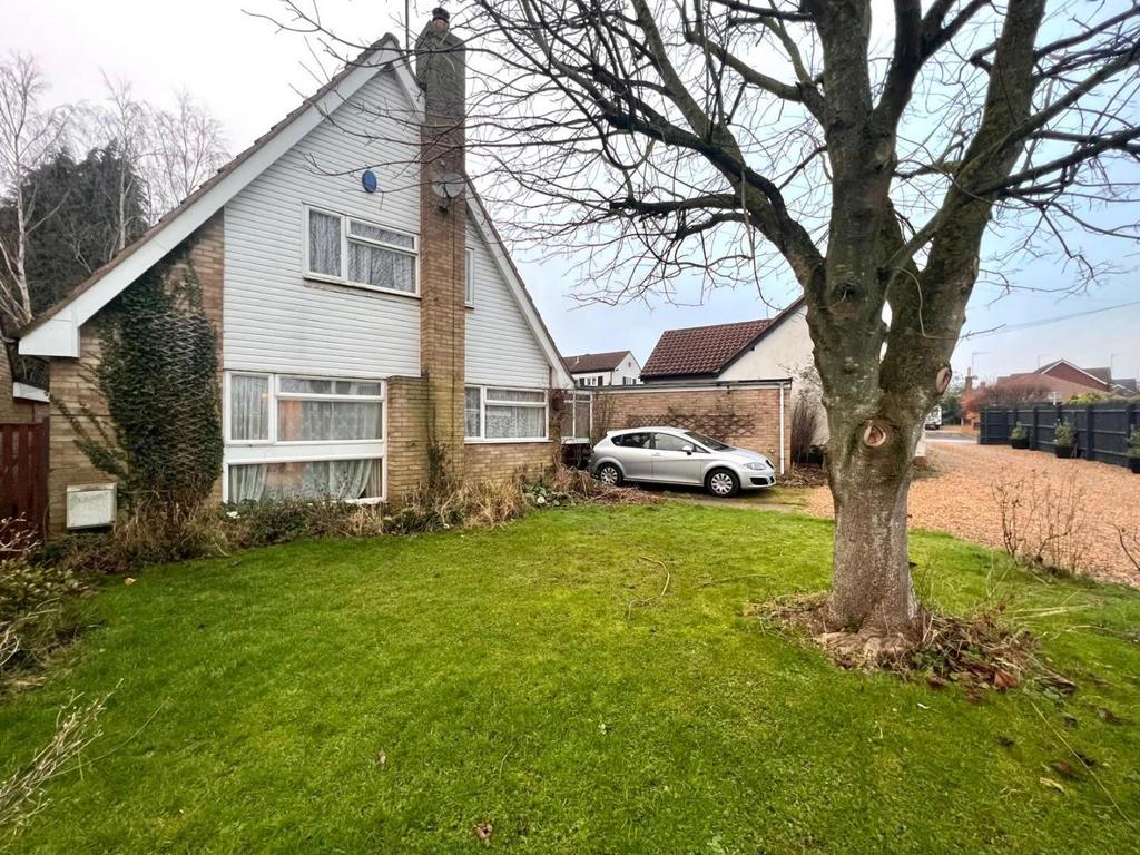 Larkhall Lane, Harpole... 3 bed detached house - £370,000