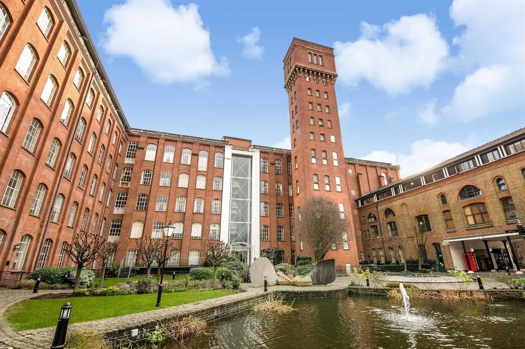 Fairfield Road, Bow Quarter, E3 3 bed apartment for sale - £550,000