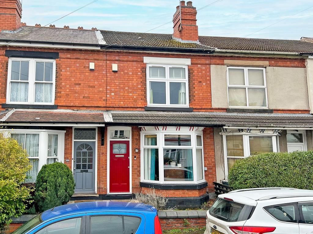 Court Road, Wolverhampton, WV6 2 bed terraced house for sale - £170,000