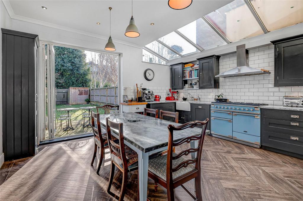 Penwortham Road, Furzedown, SW16 5 bed terraced house for sale - £1,250,000