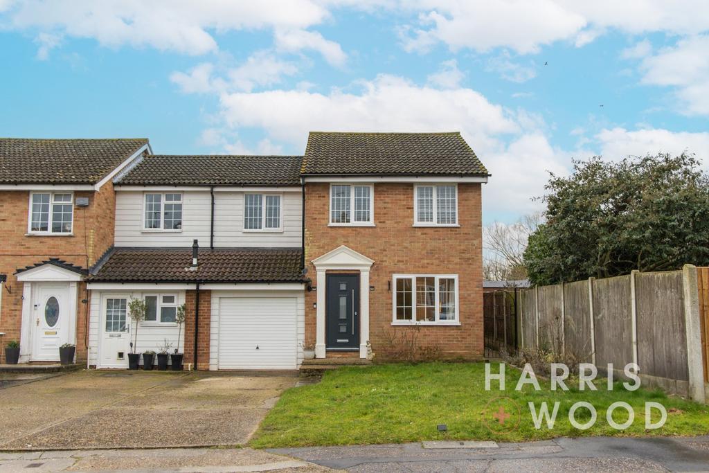 Juniper Crescent, Witham, Essex, CM8 3 bed end of terrace house for ...