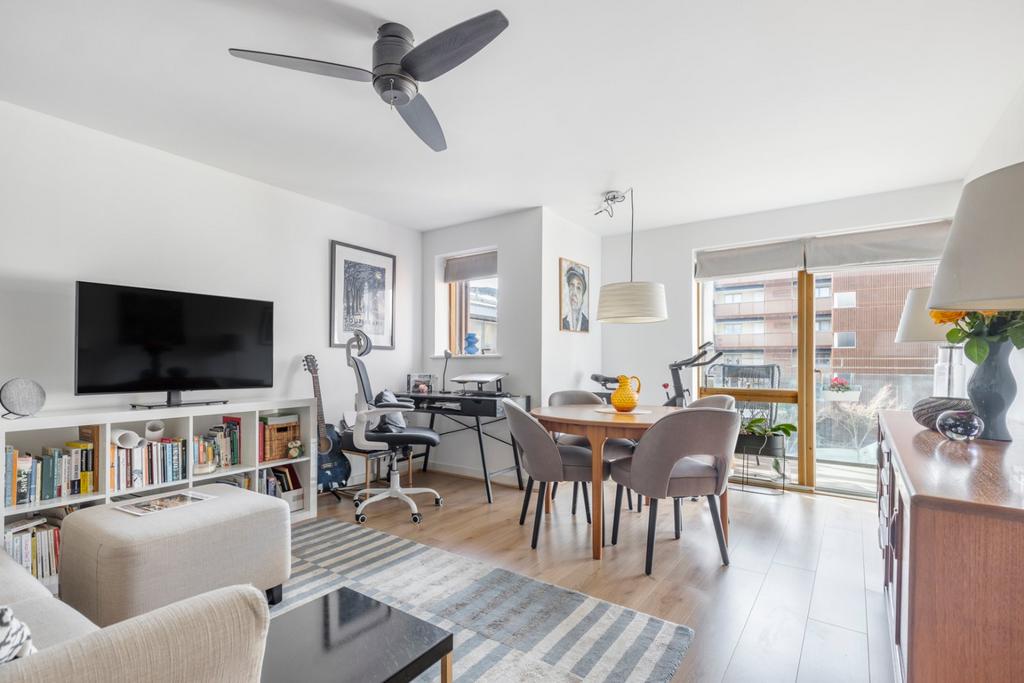 Hicks House, Frean Street, London 2 bed flat - £575,000
