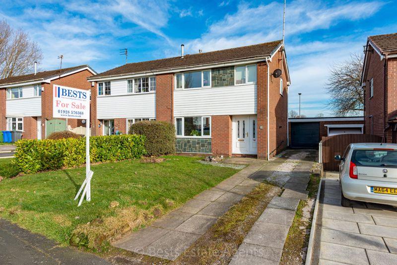 Millersdale Grove, Runcorn 3 bed semi-detached house for sale - £215,000