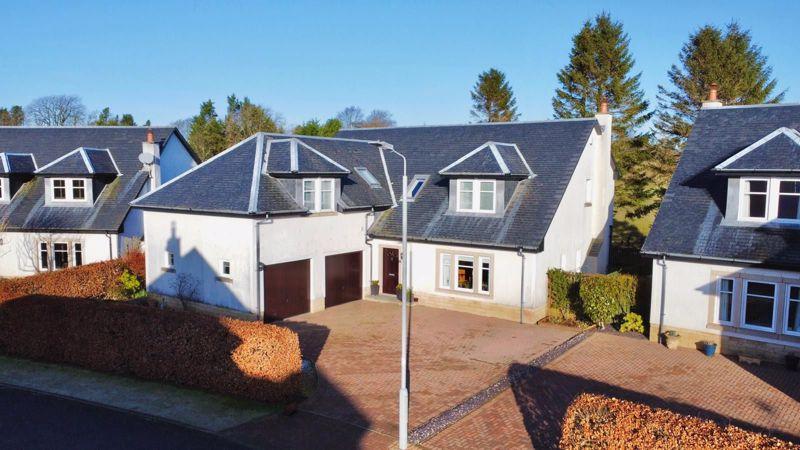 Brookfield Grove, Fenwick 5 bed detached villa - £485,000