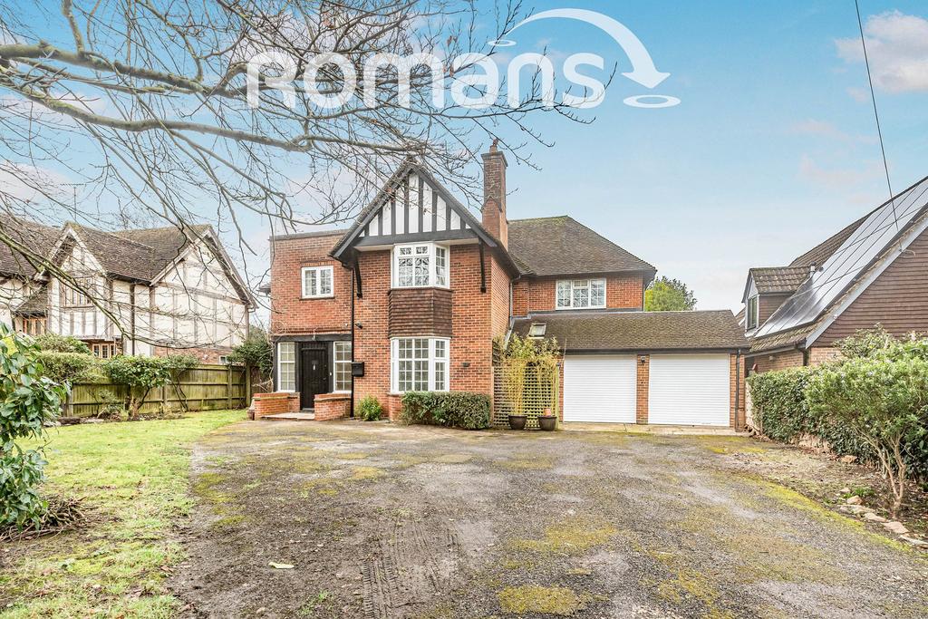 Oak Tree Road, Tilehurst, Reading, RG31 5 bed detached house - £3,250 ...