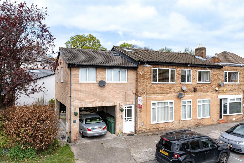Hall Lane, Horsforth, Leeds, West... 1 bed apartment - £159,995